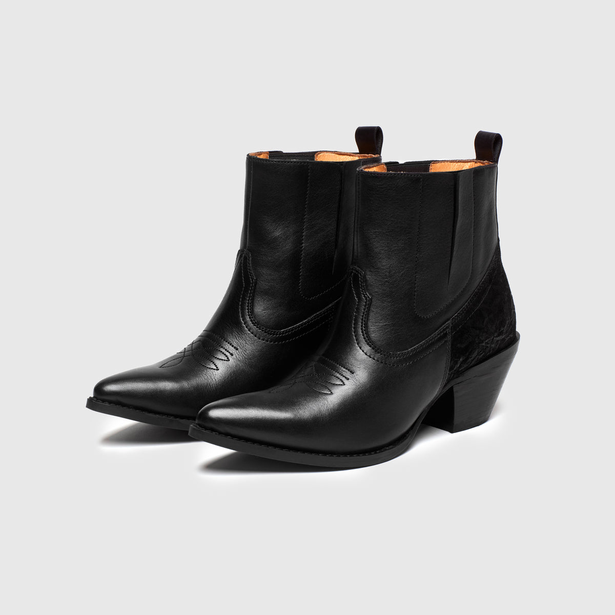 Chelsea Cowboy – Chalo